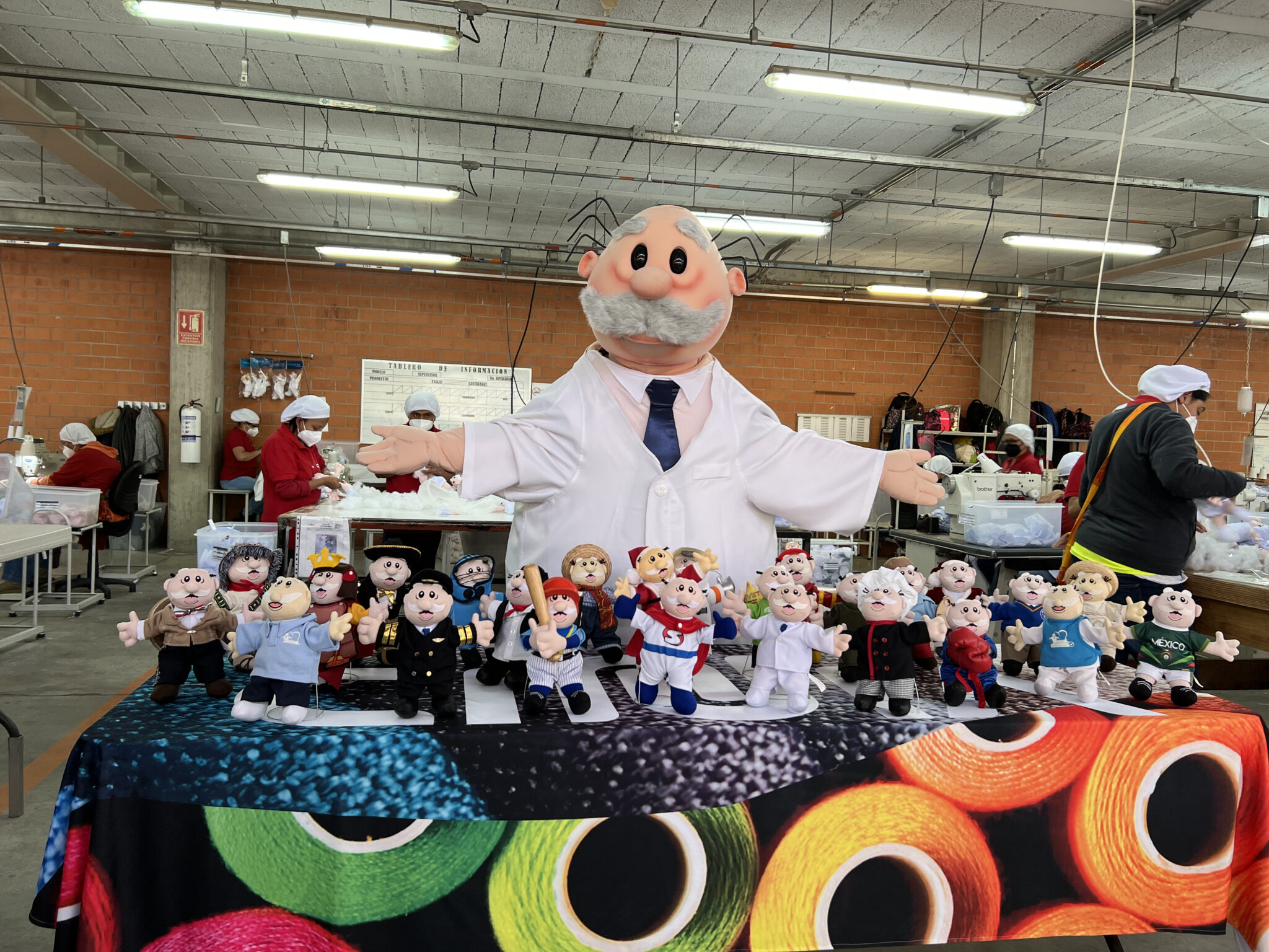 Nos visitó el verdadero Dr. Simi!!! – CINIA Blog